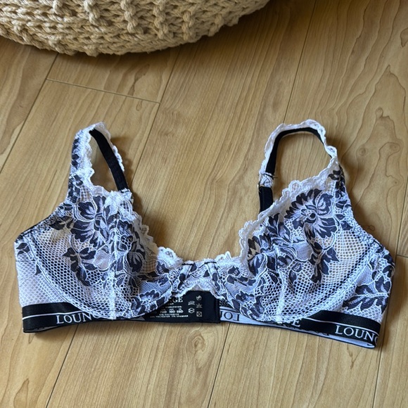 LOUNGE | Intimates & Sleepwear | Lounge Luxe Balcony Bra | Poshmark